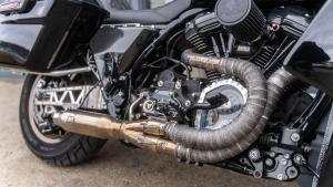 Black Harley-Davidson Road Glide 2017 in Klaipeda, with an engine capacity of 1.75 L and mileage of 37 thousand km for 14000 €, photo 5 on AUTOMOTO.COM.LV