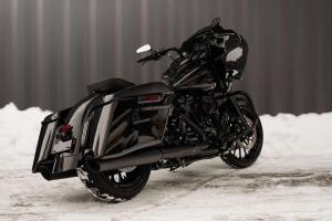 Черный Харли-Девидсон Road Glide 2018 в Каунас, объемом двигателя 1.75 л и пробегом 78 тыс. км за 14741 €, фото 3 на AUTOMOTO.COM.LV
