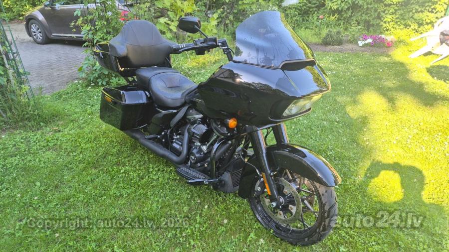 Черный Харли-Девидсон Road Glide 2020 в Таллин, объемом двигателя 1.86 л и пробегом 3 тыс. км за 21900 €, фото 1 на AUTOMOTO.COM.LV