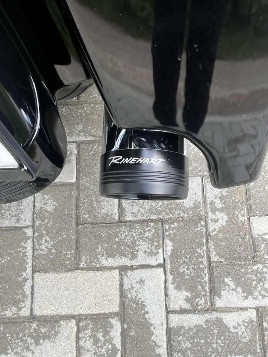 Melns Harley-Davidson Road Glide 2020 Viļņa, ar dzinēja tilpumu 1.75 L un nobraukumu 18 tūkst. km par 14200 €, foto 14 vietnē AUTOMOTO.COM.LV
