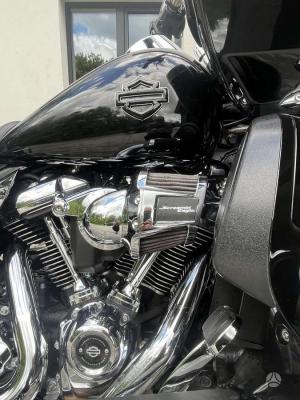 Melns Harley-Davidson Road Glide 2020 Viļņa, ar dzinēja tilpumu 1.75 L un nobraukumu 18 tūkst. km par 14200 €, foto 15 vietnē AUTOMOTO.COM.LV