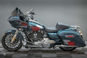Черный Харли-Девидсон Road Glide 2023 в Каунас, объемом двигателя 1.87 л и пробегом 7 тыс. км за 18990 €, фото 14 на AUTOMOTO.COM.LV
