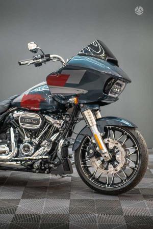 Черный Харли-Девидсон Road Glide 2023 в Каунас, объемом двигателя 1.87 л и пробегом 7 тыс. км за 18990 €, фото 15 на AUTOMOTO.COM.LV