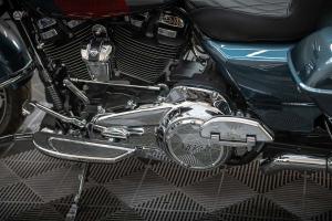 Черный Харли-Девидсон Road Glide 2023 в Каунас, объемом двигателя 1.87 л и пробегом 7 тыс. км за 18990 €, фото 16 на AUTOMOTO.COM.LV