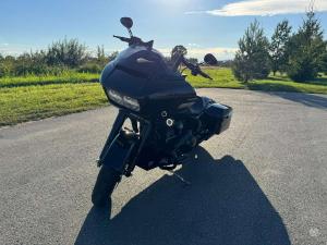 Black Harley-Davidson Road Glide 2023 in Kaunas, with an engine capacity of 1.87 L and mileage of 7 thousand km for 18000 €, photo 3 on AUTOMOTO.COM.LV