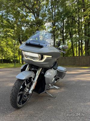 Melns Harley-Davidson Road Glide 2025 Tallina, ar dzinēja tilpumu 1.92 L un nobraukumu 14 tūkst. km par 28900 €, foto 6 vietnē AUTOMOTO.COM.LV