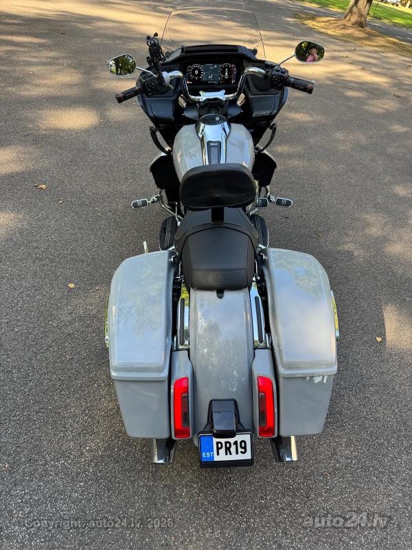 Black Harley-Davidson Road Glide 2025 in Tallinn, with an engine capacity of 1.92 L and mileage of 14 thousand km for 28900 €, photo 6 on AUTOMOTO.COM.LV