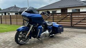 Zils Harley-Davidson Road Glide 2015 Tartu, ar dzinēja tilpumu 1.69 L un nobraukumu 24 tūkst. km par 14800 €, foto 6 vietnē AUTOMOTO.COM.LV