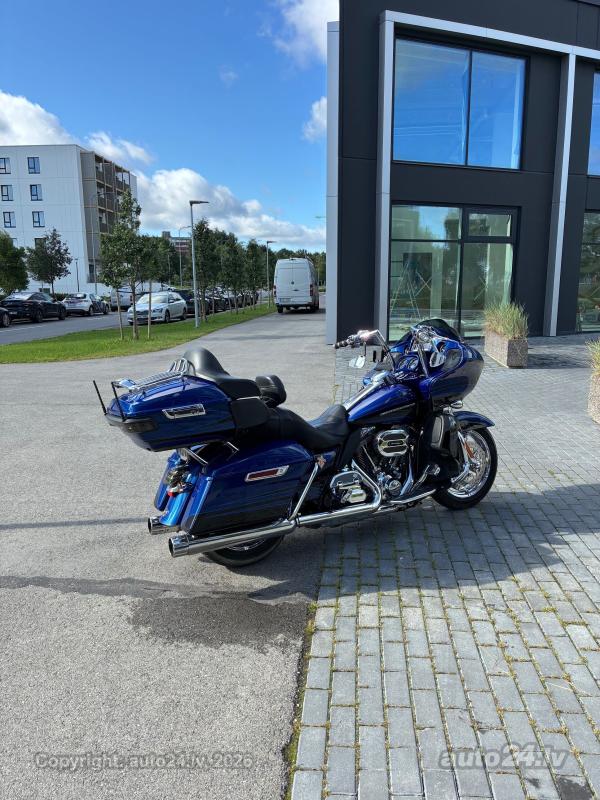 Синий Харли-Девидсон Road Glide 2015 в Таллин, объемом двигателя 1.80 л и пробегом 39 тыс. км за 17200 €, фото 4 на AUTOMOTO.COM.LV