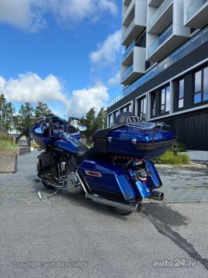 Синий Харли-Девидсон Road Glide 2015 в Таллин, объемом двигателя 1.80 л и пробегом 39 тыс. км за 17200 €, фото 13 на AUTOMOTO.COM.LV