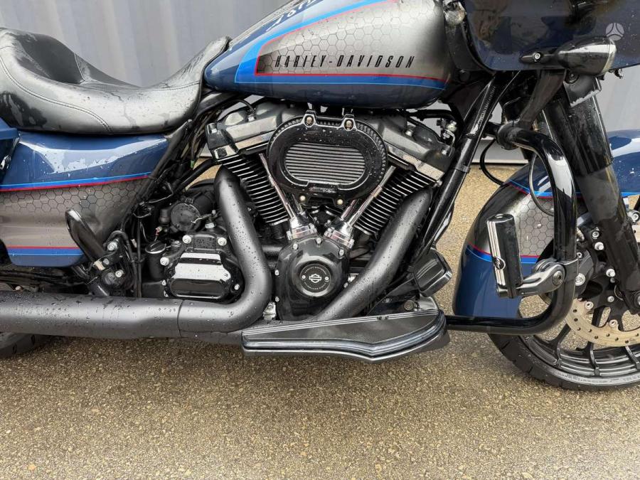 Синий Харли-Девидсон Road Glide 2019 в Каунас, объемом двигателя 1.87 л и пробегом 3 тыс. км за 7622 €, фото 2 на AUTOMOTO.COM.LV
