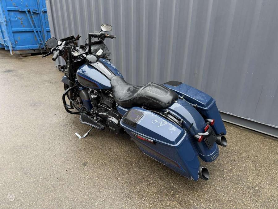 Синий Харли-Девидсон Road Glide 2019 в Каунас, объемом двигателя 1.87 л и пробегом 3 тыс. км за 7622 €, фото 10 на AUTOMOTO.COM.LV