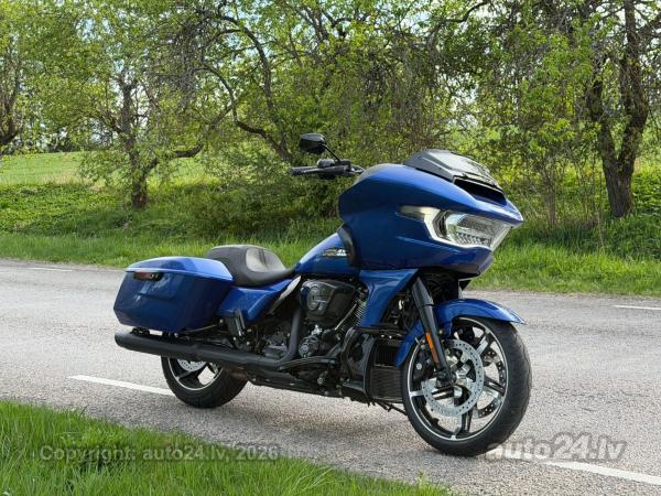 Синий Харли-Девидсон Road Glide 2024 в Тарту, объемом двигателя 1.92 л и пробегом 6 тыс. км за 28800 €, фото 1 на AUTOMOTO.COM.LV
