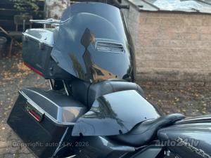 Серый Харли-Девидсон Road Glide 2011 в Таллин, объемом двигателя 1.69 л и пробегом 39 тыс. км за 13500 €, фото 5 на AUTOMOTO.COM.LV
