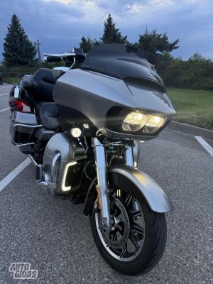 Pelēks Harley-Davidson Road Glide 2016 Marijampole, ar dzinēja tilpumu 1.70 L un nobraukumu 69 tūkst. km par 14200 €, foto 3 vietnē AUTOMOTO.COM.LV