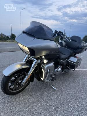 Pelēks Harley-Davidson Road Glide 2016 Marijampole, ar dzinēja tilpumu 1.70 L un nobraukumu 69 tūkst. km par 14200 €, foto 4 vietnē AUTOMOTO.COM.LV