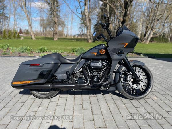 Серый Харли-Девидсон Road Glide 2022 в Тарту, объемом двигателя 1.87 л и пробегом 10 тыс. км за 22990 €, фото 3 на AUTOMOTO.COM.LV