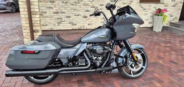 Серый Харли-Девидсон Road Glide 2024 в Шяуляй, объемом двигателя 1.92 л и пробегом 8 тыс. км за 24800 €, фото 10 на AUTOMOTO.COM.LV