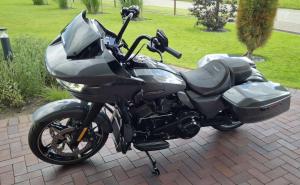 Серый Харли-Девидсон Road Glide 2024 в Шяуляй, объемом двигателя 1.92 л и пробегом 8 тыс. км за 24800 €, фото 15 на AUTOMOTO.COM.LV