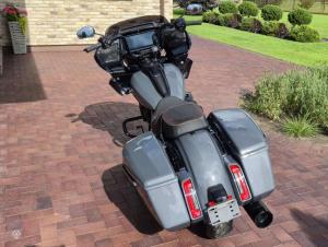 Серый Харли-Девидсон Road Glide 2024 в Шяуляй, объемом двигателя 1.92 л и пробегом 8 тыс. км за 24800 €, фото 18 на AUTOMOTO.COM.LV