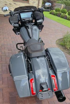 Серый Харли-Девидсон Road Glide 2024 в Шяуляй, объемом двигателя 1.92 л и пробегом 8 тыс. км за 24800 €, фото 19 на AUTOMOTO.COM.LV
