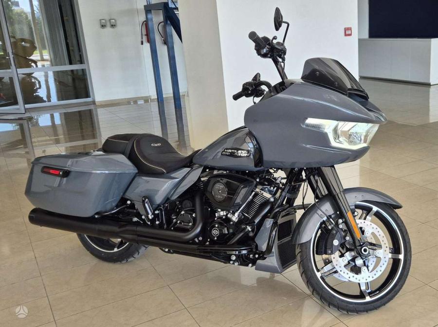Серый Харли-Девидсон Road Glide 2024 в Шяуляй, объемом двигателя 1.92 л и пробегом 8 тыс. км за 24400 €, фото 1 на AUTOMOTO.COM.LV
