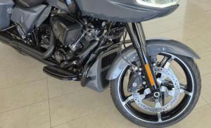 Серый Харли-Девидсон Road Glide 2024 в Шяуляй, объемом двигателя 1.92 л и пробегом 8 тыс. км за 24400 €, фото 14 на AUTOMOTO.COM.LV
