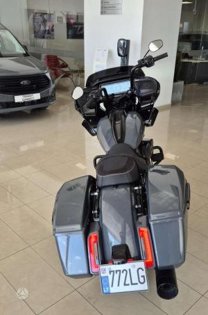 Серый Харли-Девидсон Road Glide 2024 в Шяуляй, объемом двигателя 1.92 л и пробегом 8 тыс. км за 24400 €, фото 16 на AUTOMOTO.COM.LV