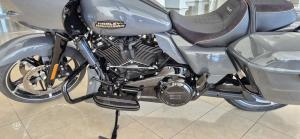 Серый Харли-Девидсон Road Glide 2024 в Шяуляй, объемом двигателя 1.92 л и пробегом 8 тыс. км за 24400 €, фото 19 на AUTOMOTO.COM.LV