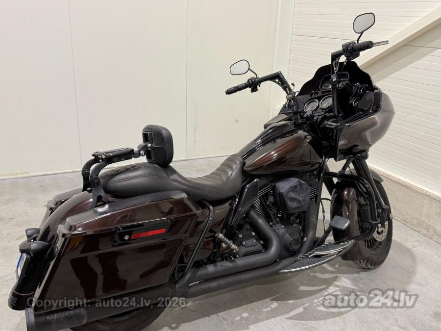 Harley-Davidson Road Glide 2012 in Tartu, with an engine capacity of 1.69 L and mileage of 70 thousand km for 11000 €, photo 6 on AUTOMOTO.COM.LV
