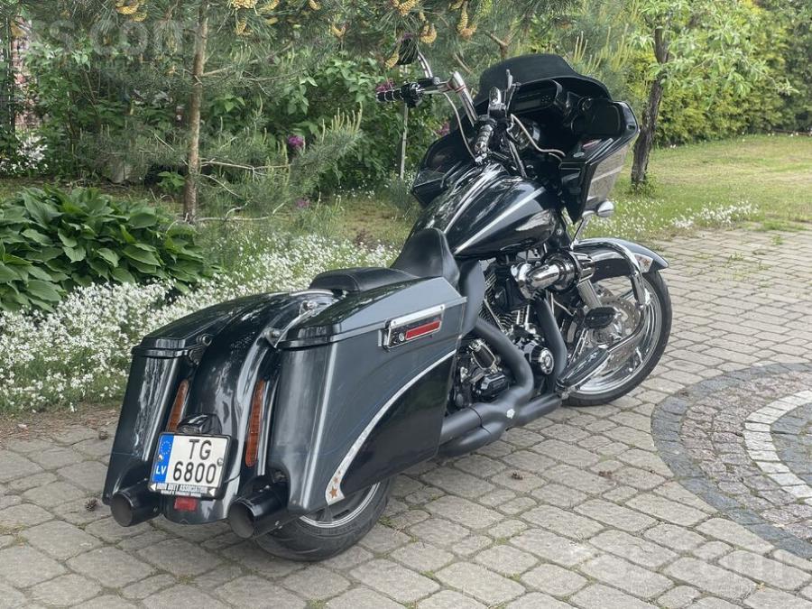 Harley-Davidson Road Glide 2013 Rīga, ar dzinēja tilpumu 1.80 L un nobraukumu 0 tūkst. km par 14900 €, foto 3 vietnē AUTOMOTO.COM.LV