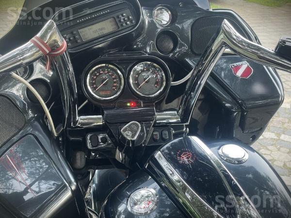 Harley-Davidson Road Glide 2013 in Riga, with an engine capacity of 1.80 L and mileage of 0 thousand km for 14900 €, photo 3 on AUTOMOTO.COM.LV
