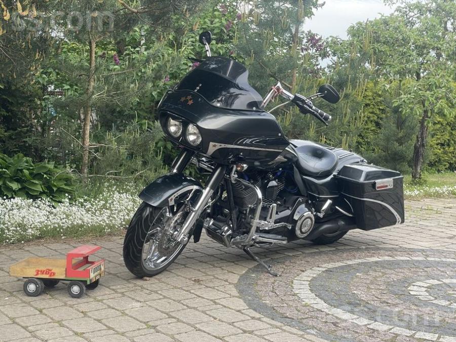 Harley-Davidson Road Glide 2013 Rīga, ar dzinēja tilpumu 1.80 L un nobraukumu 0 tūkst. km par 14900 €, foto 6 vietnē AUTOMOTO.COM.LV