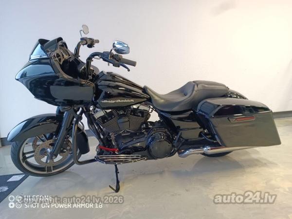 Harley-Davidson Road Glide 2015 in Tartu, with an engine capacity of 0.00 L and mileage of 0 thousand km for 12500 €, photo 2 on AUTOMOTO.COM.LV