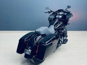 Harley-Davidson Road Glide 2015 in Siauliai, with an engine capacity of 1.70 L and mileage of 25 thousand km for 16500 €, photo 5 on AUTOMOTO.COM.LV