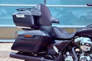 Harley-Davidson Road Glide 2015 Rīga, ar dzinēja tilpumu 1.69 L un nobraukumu 0 tūkst. km par 17900 €, foto 7 vietnē AUTOMOTO.COM.LV