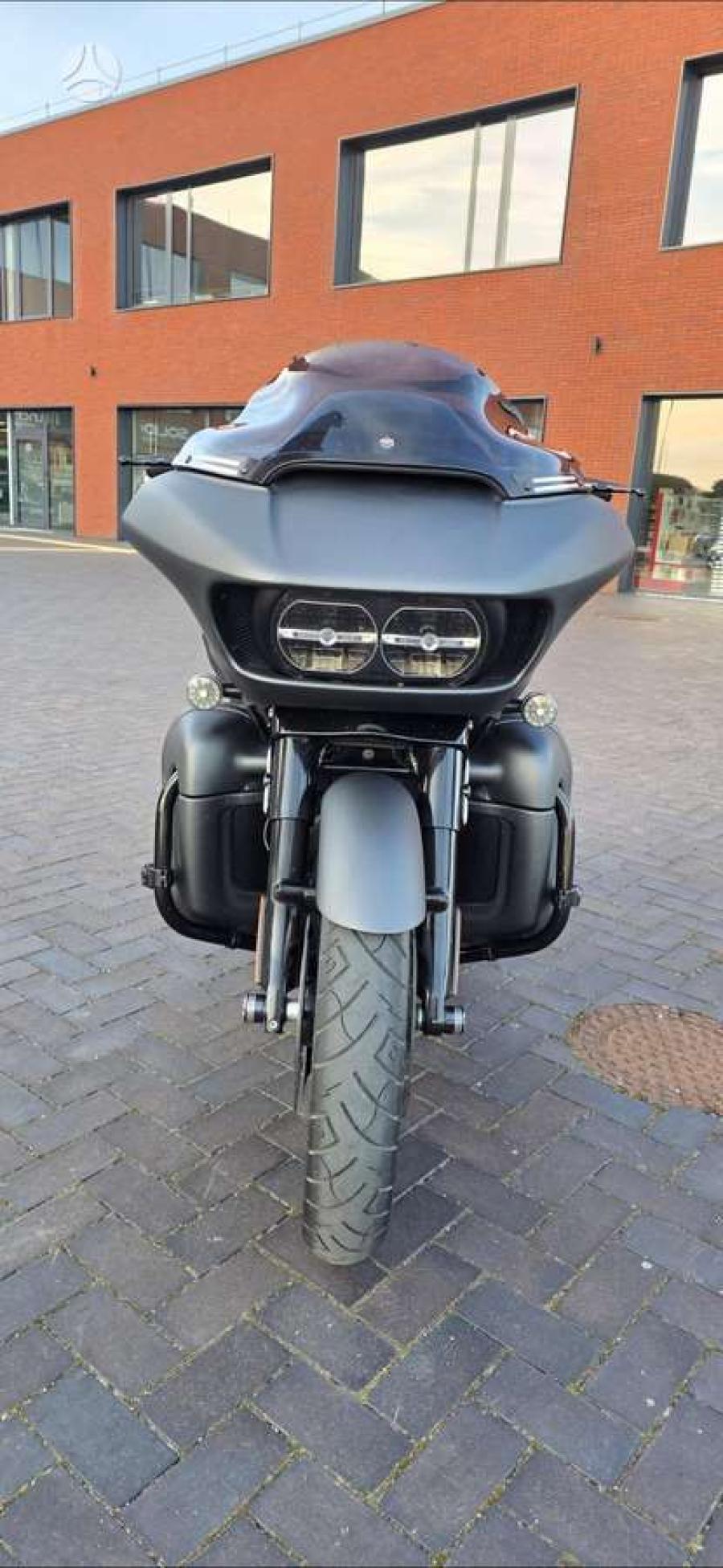 Harley-Davidson Road Glide 2015 in Klaipeda, with an engine capacity of 1.69 L and mileage of 51 thousand km for 15500 €, photo 9 on AUTOMOTO.COM.LV