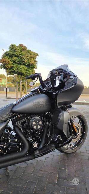 Harley-Davidson Road Glide 2015 in Klaipeda, with an engine capacity of 1.69 L and mileage of 51 thousand km for 15500 €, photo 10 on AUTOMOTO.COM.LV