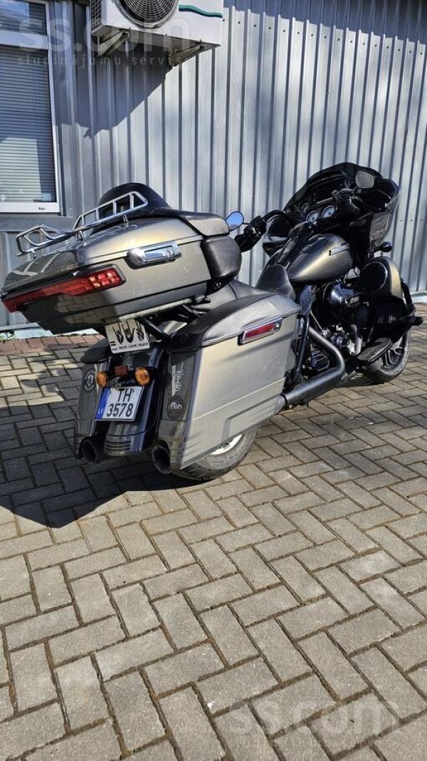 Харли-Девидсон Road Glide 2016 в Рига, объемом двигателя 1.69 л и пробегом 0 тыс. км за 14800 €, фото 5 на AUTOMOTO.COM.LV