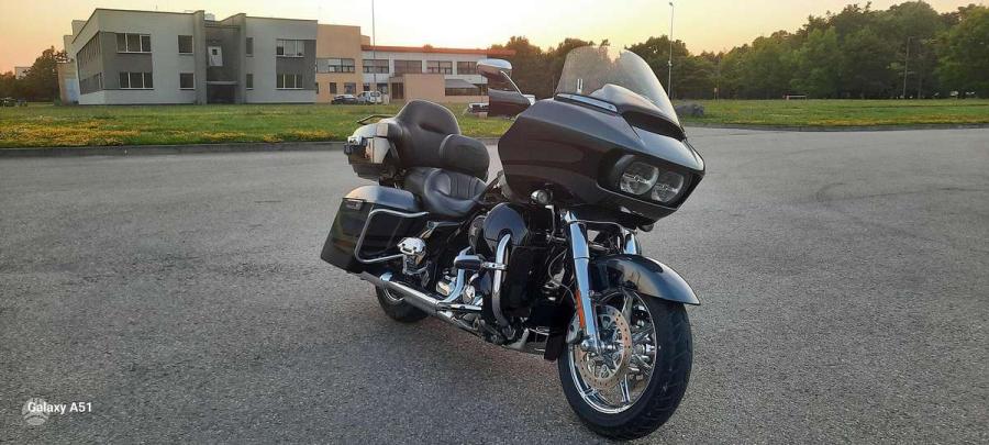 Харли-Девидсон Road Glide 2016 в Каунас, объемом двигателя 1.80 л и пробегом 5 тыс. км за 12300 €, фото 3 на AUTOMOTO.COM.LV