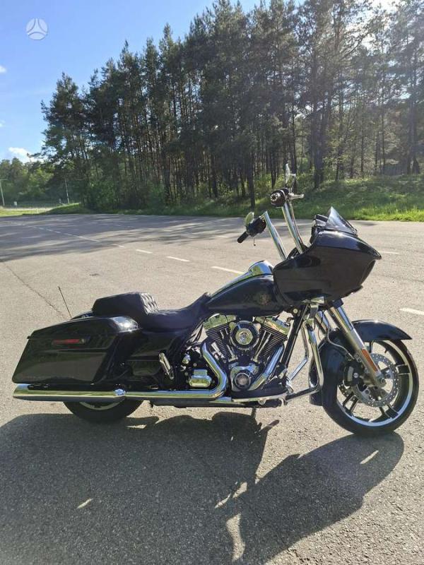 Harley-Davidson Road Glide 2016 Ukmergė, ar dzinēja tilpumu 1.75 L un nobraukumu 38 tūkst. km par 11200 €, foto 3 vietnē AUTOMOTO.COM.LV