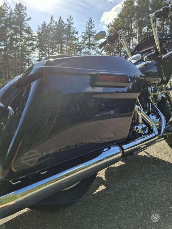 Harley-Davidson Road Glide 2016 Ukmergė, ar dzinēja tilpumu 1.75 L un nobraukumu 38 tūkst. km par 11200 €, foto 9 vietnē AUTOMOTO.COM.LV