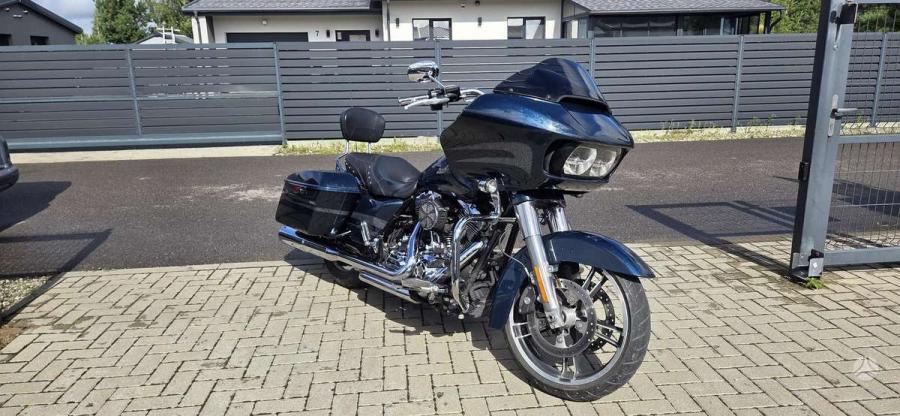 Harley-Davidson Road Glide 2016 Viļņa, ar dzinēja tilpumu 0.00 L un nobraukumu 27 tūkst. km par 13000 €, foto 1 vietnē AUTOMOTO.COM.LV