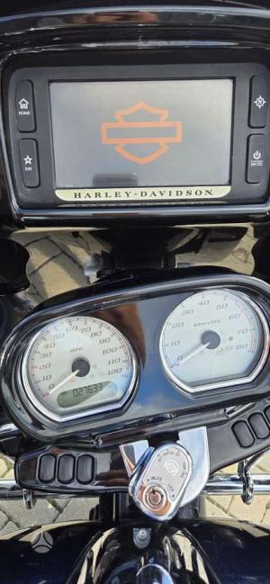 Harley-Davidson Road Glide 2016 Viļņa, ar dzinēja tilpumu 0.00 L un nobraukumu 27 tūkst. km par 13000 €, foto 15 vietnē AUTOMOTO.COM.LV
