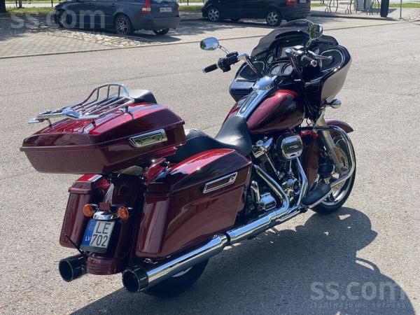 Harley-Davidson Road Glide 2017 Liepāja, ar dzinēja tilpumu 1.75 L un nobraukumu 0 tūkst. km par 16100 €, foto 4 vietnē AUTOMOTO.COM.LV