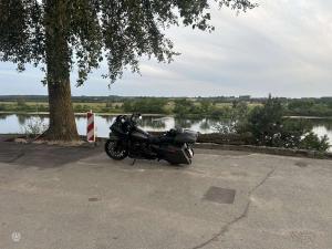 Harley-Davidson Road Glide 2017 Klaipėda, ar dzinēja tilpumu 18.00 L un nobraukumu 21 tūkst. km par 17900 €, foto 9 vietnē AUTOMOTO.COM.LV