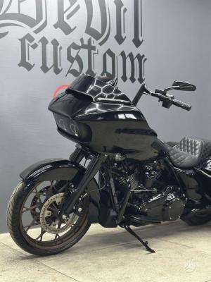 Харли-Девидсон Road Glide 2018 в Каунас, объемом двигателя 1.75 л и пробегом 20 тыс. км за 13900 €, фото 6 на AUTOMOTO.COM.LV
