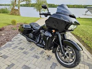 Harley-Davidson Road Glide 2019 Ogre, ar dzinēja tilpumu 1.87 L un nobraukumu 0 tūkst. km par 16150 €, foto 2 vietnē AUTOMOTO.COM.LV