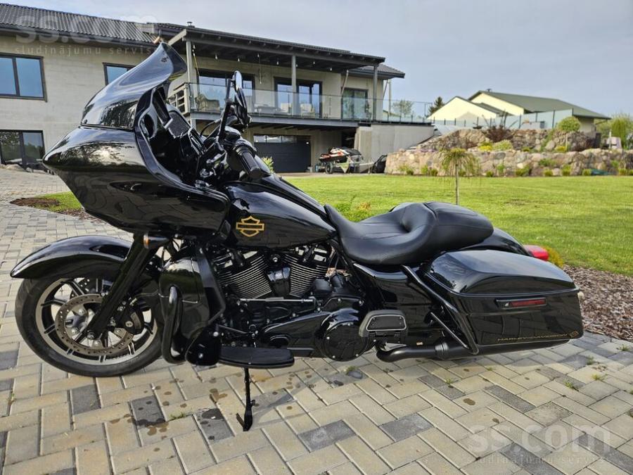 Harley-Davidson Road Glide 2019 Ogre, ar dzinēja tilpumu 1.87 L un nobraukumu 0 tūkst. km par 16150 €, foto 5 vietnē AUTOMOTO.COM.LV