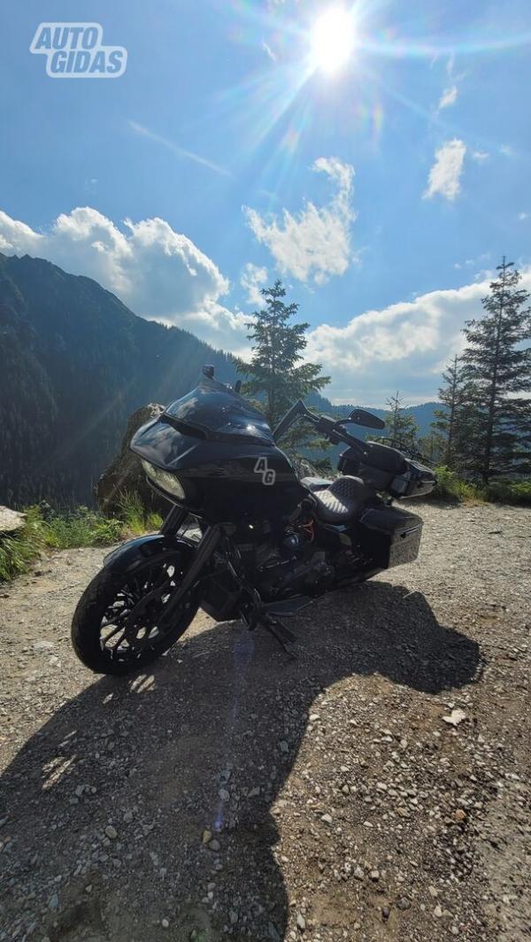 Харли-Девидсон Road Glide 2019 в Каунас, объемом двигателя 0.00 л и пробегом 0 тыс. км за 14000 €, фото 2 на AUTOMOTO.COM.LV